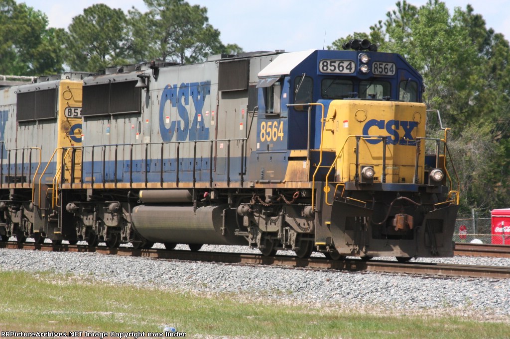 CSX 8564